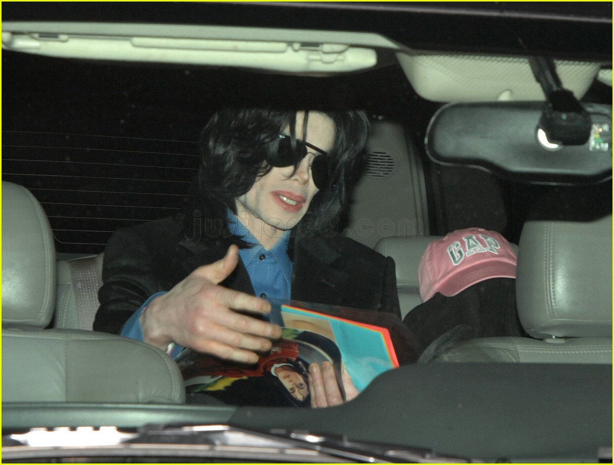 Michael Jackson Mania: Photo 2414619 | Celebrity Babies, Michael ...