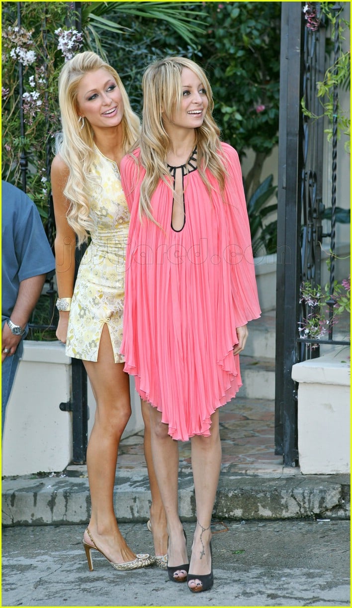 Nicole Richie Needs Leg Tanner: Photo 2415124 | Nicole Richie, Paris ...