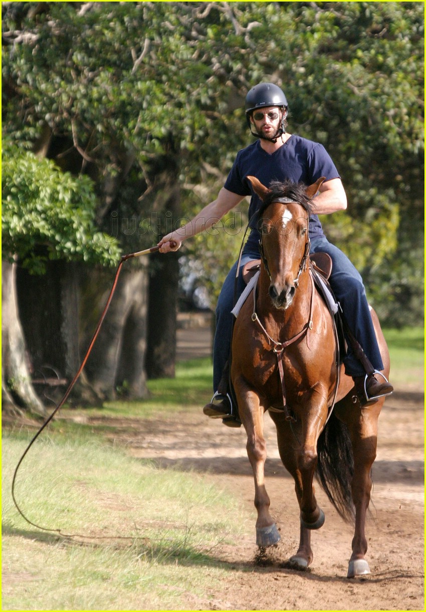 Hugh Jackman Whips it Good: Photo 110781 | David Wenham, Hugh Jackman ...