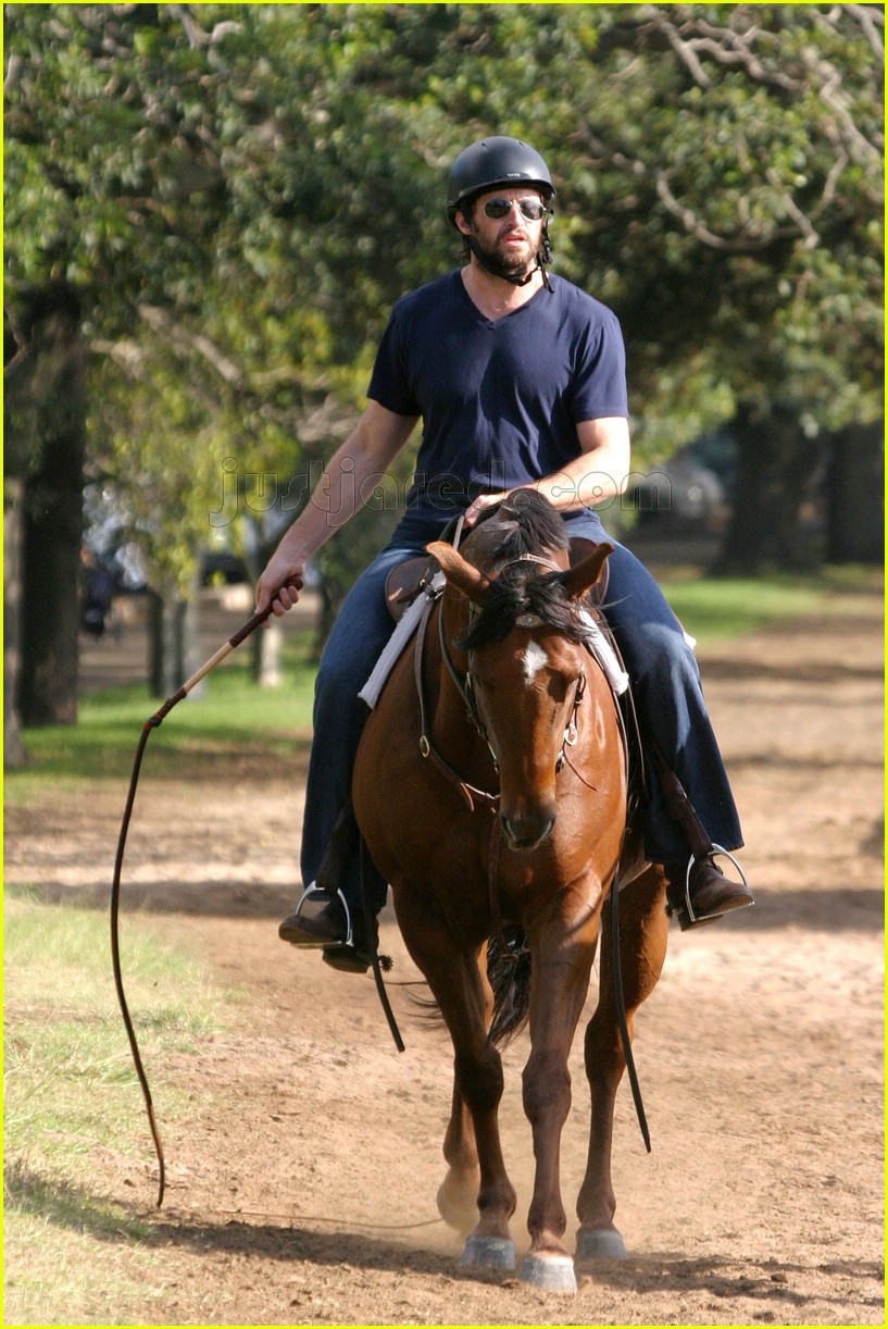 Hugh Jackman Whips it Good: Photo 110791 | David Wenham, Hugh Jackman ...