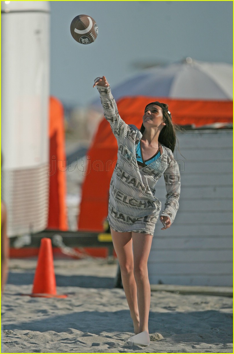 Lohan Family Vacation... Without Lindsay: Photo 96891 | Aliana Lohan, Cody Lohan, Dina Lohan ...