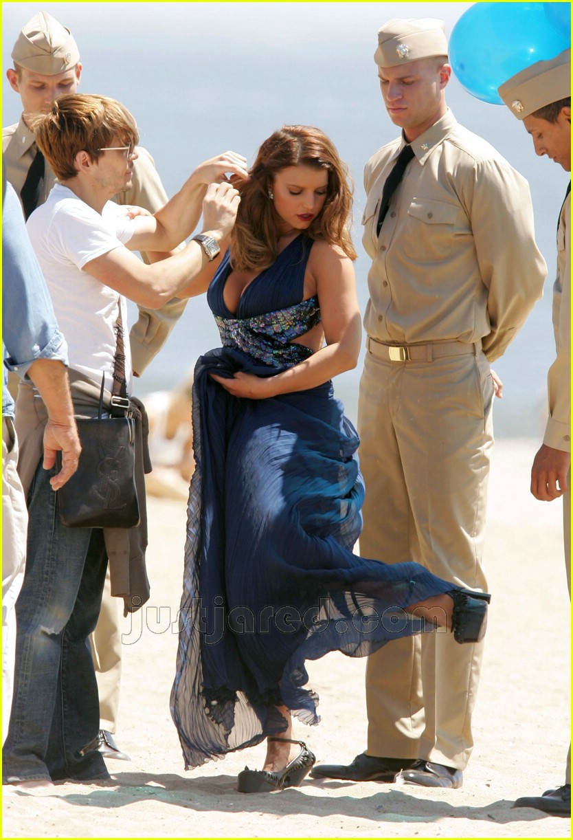 Jessica Simpson is a Balloon Babe: Photo 156171 | Jessica Simpson ...