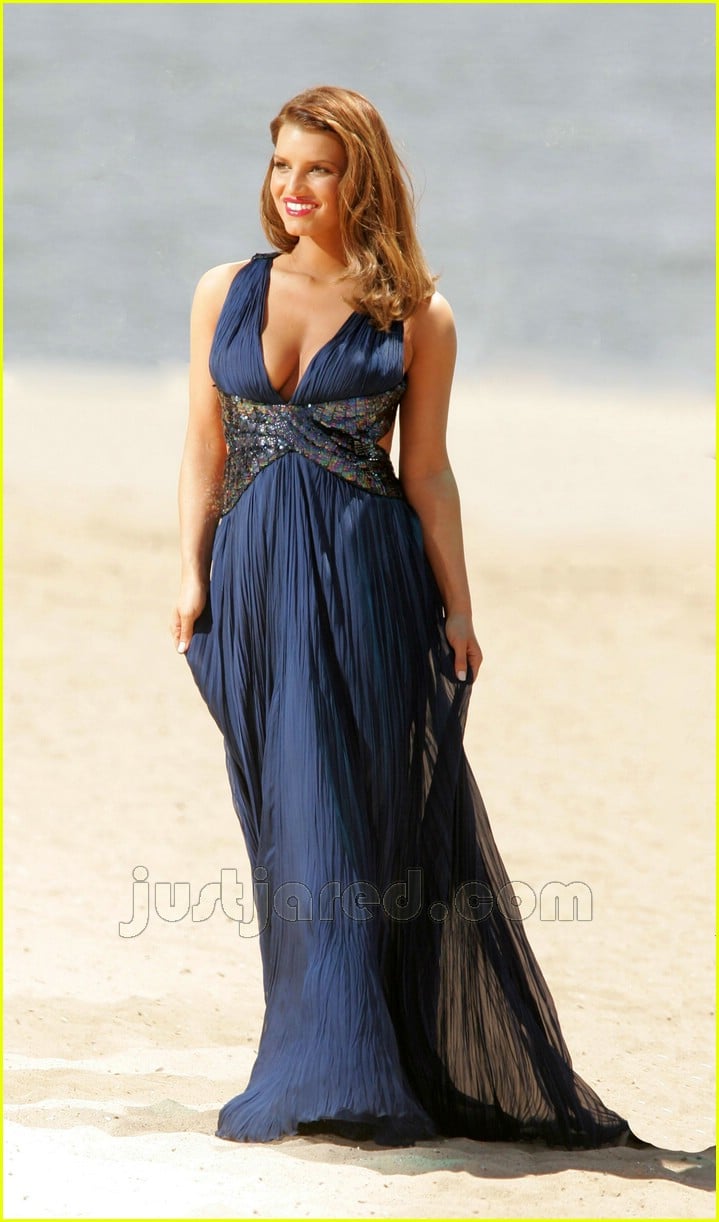 Jessica Simpson is a Balloon Babe: Photo 156181 | Jessica Simpson ...