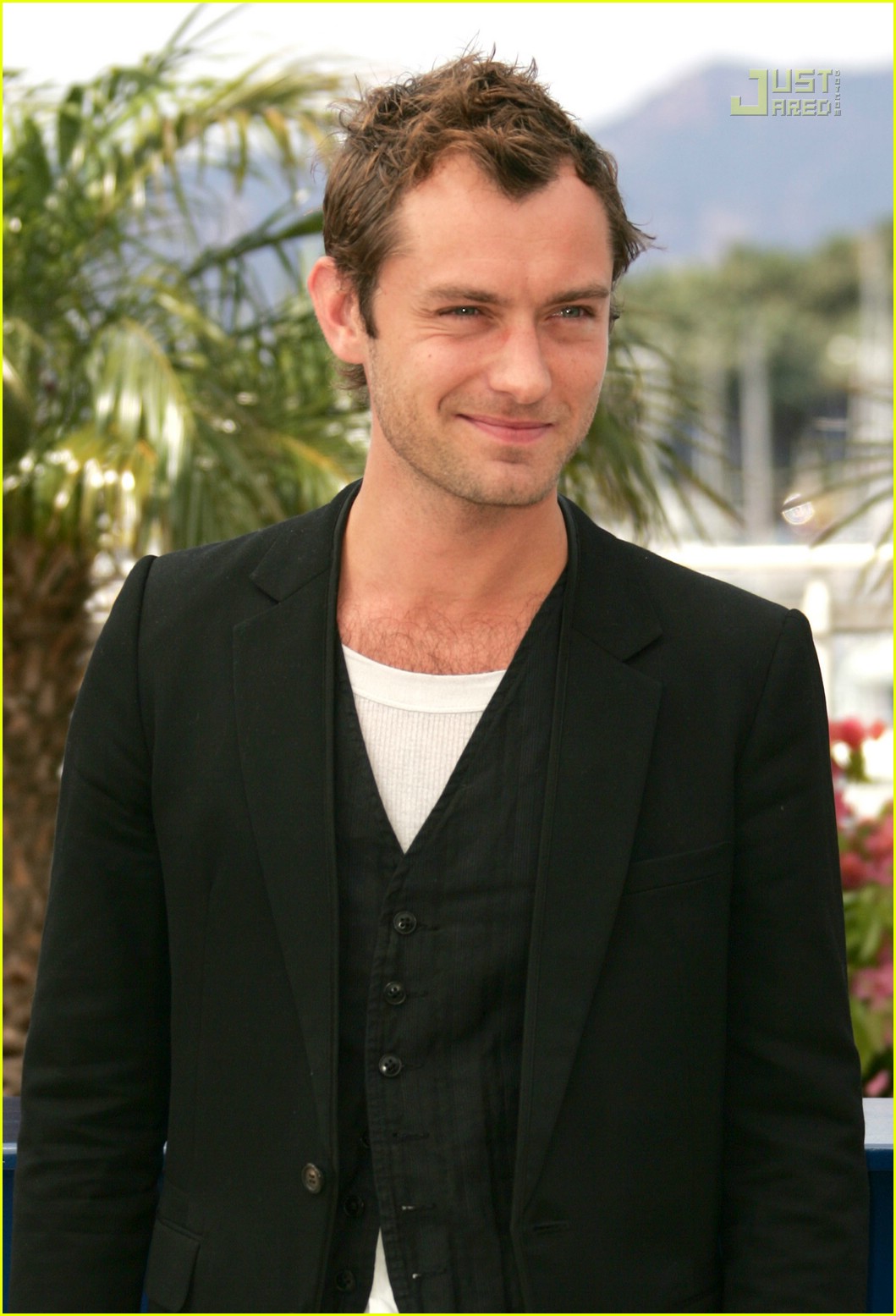 Jude Law Kicks Off Cannes Film Festival: Photo 167701 | Jude Law, Norah ...