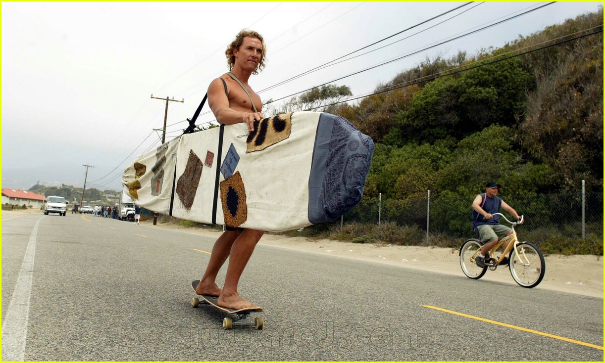 Surf's Up For McConaughey: Photo 194351 | Matthew McConaughey Photos ...