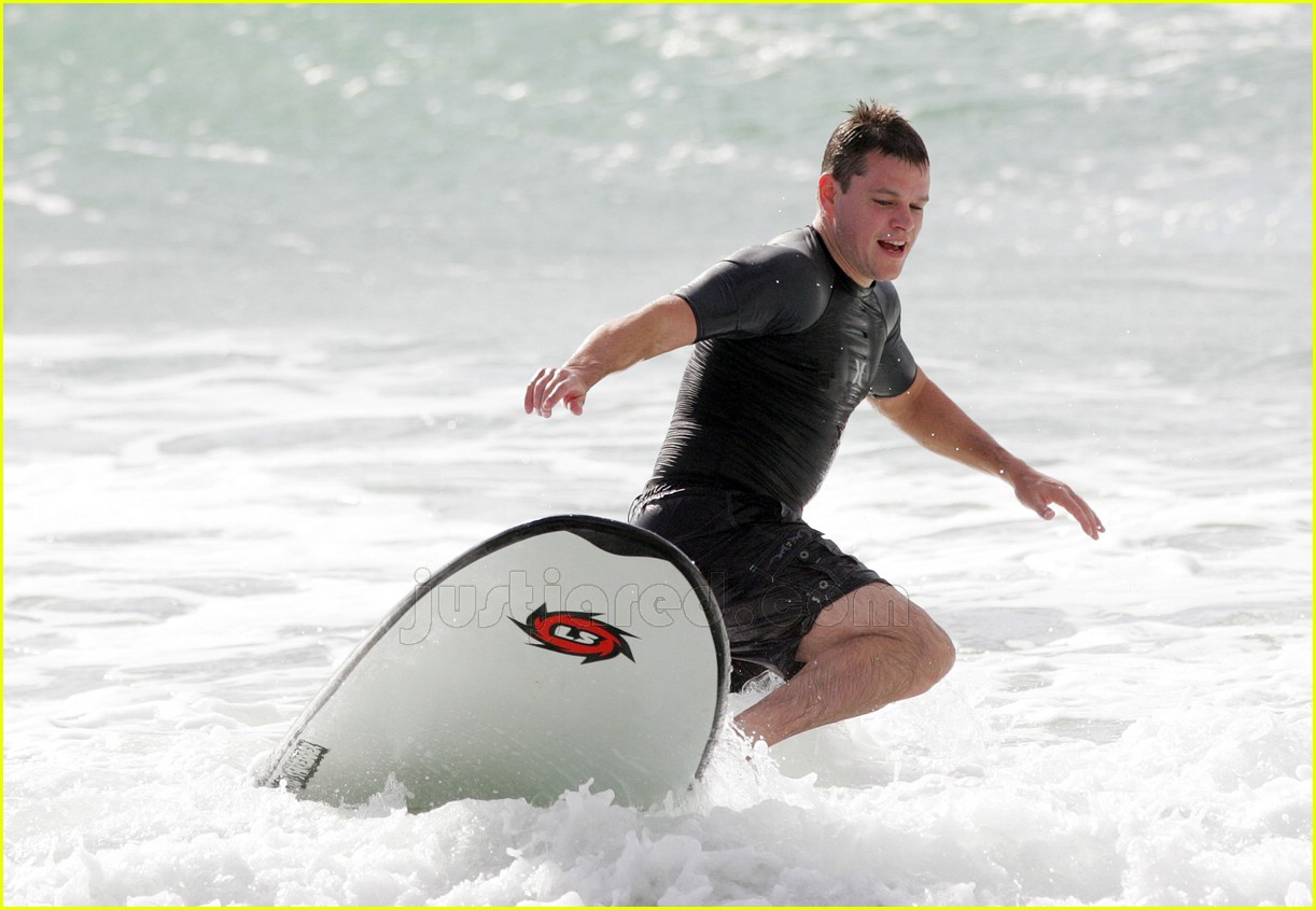 Affleck, Damon Hit the Surf: Photo 447301 | Ben Affleck, Matt Damon ...
