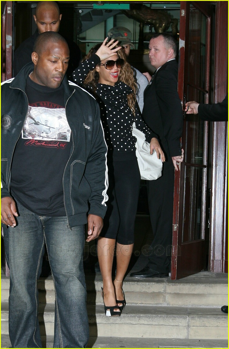 Beyonce's New Forehead Pose: Photo 430081 | Photos | Just Jared ...