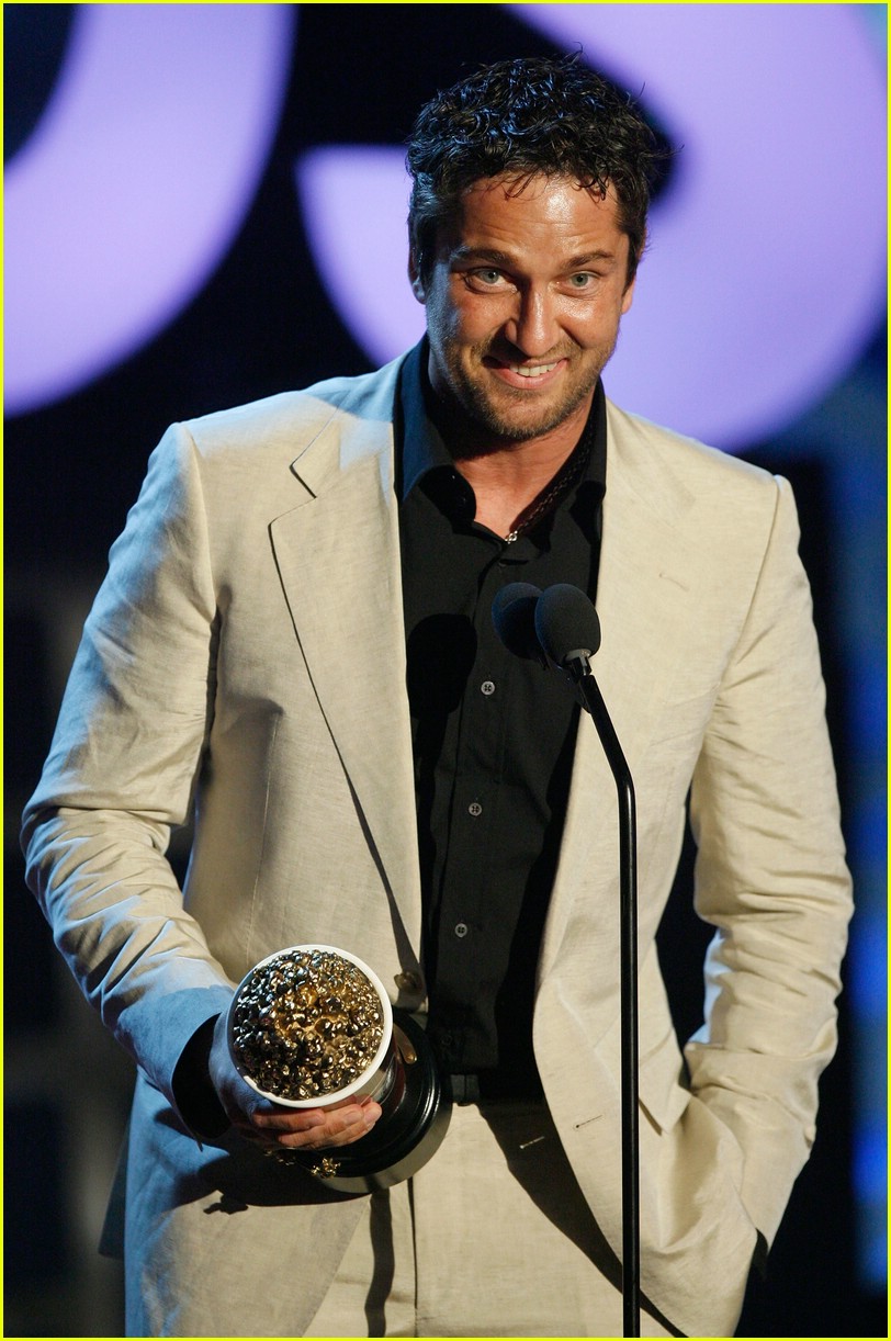 Gerard Butler @ MTV Movie Awards 2007: Photo 414381 | Photos | Just ...
