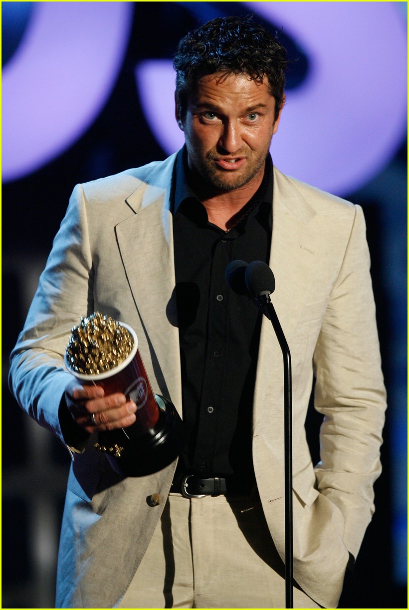 Gerard Butler @ MTV Movie Awards 2007: Photo 414401 | Gerard Butler ...