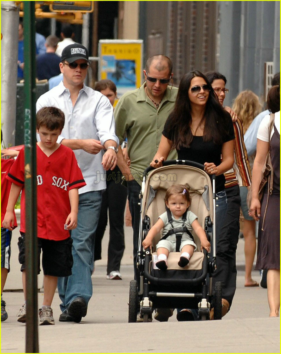 Isabella Damon Turns One!: Photo 430991 | Photos | Just Jared ...