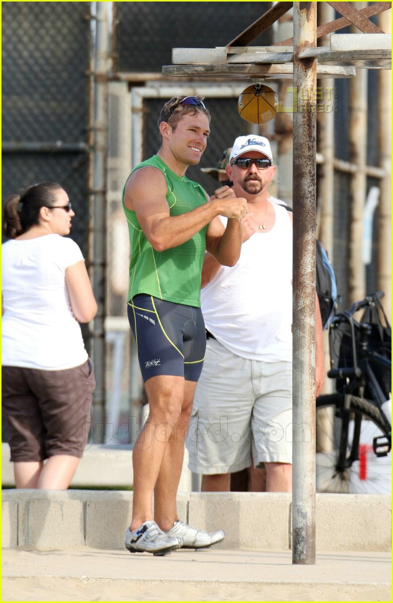 Andy Baldwin is Snug in Spandex: Photo 505221 | Andy Baldwin, Spandex ...