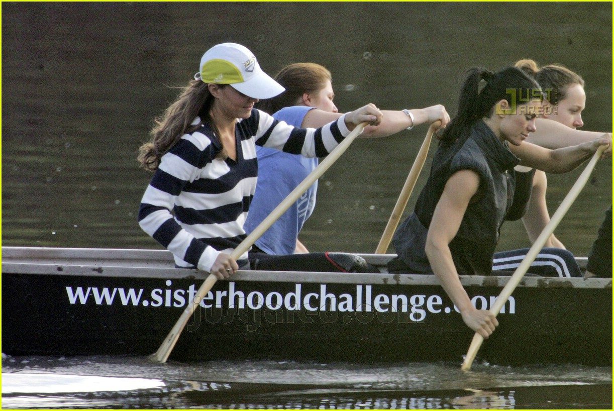 Photo: kate middleton dragon boat 06 | Photo 506431 | Just Jared ...