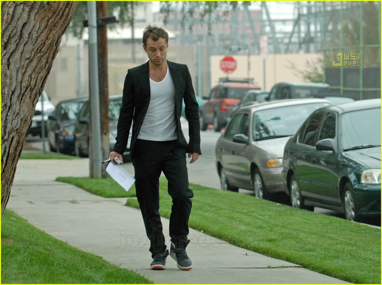 Photo: jude law repossession mambo 10 | Photo 517441 | Just Jared ...