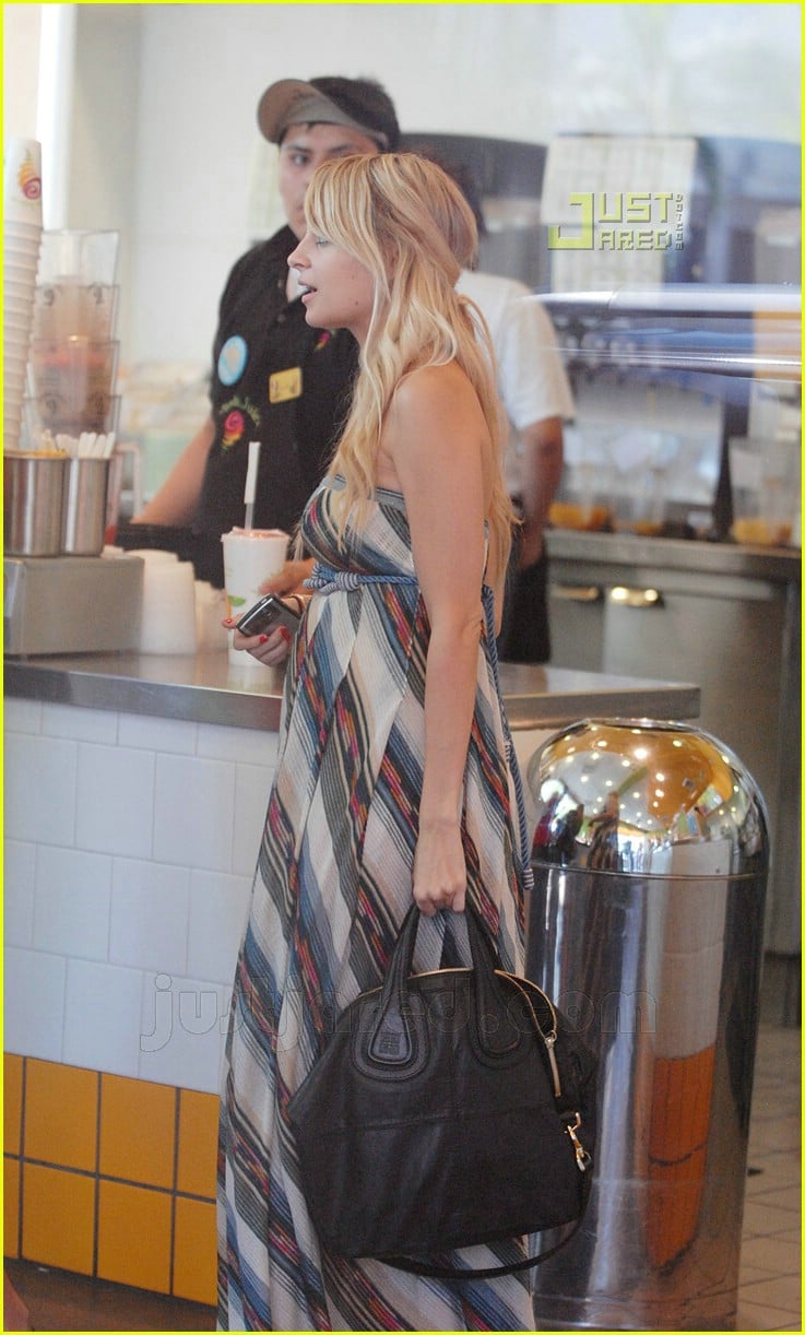 Nicole Richie @ Jamba Juice: Photo 554531 | Nicole Richie, Pregnant ...