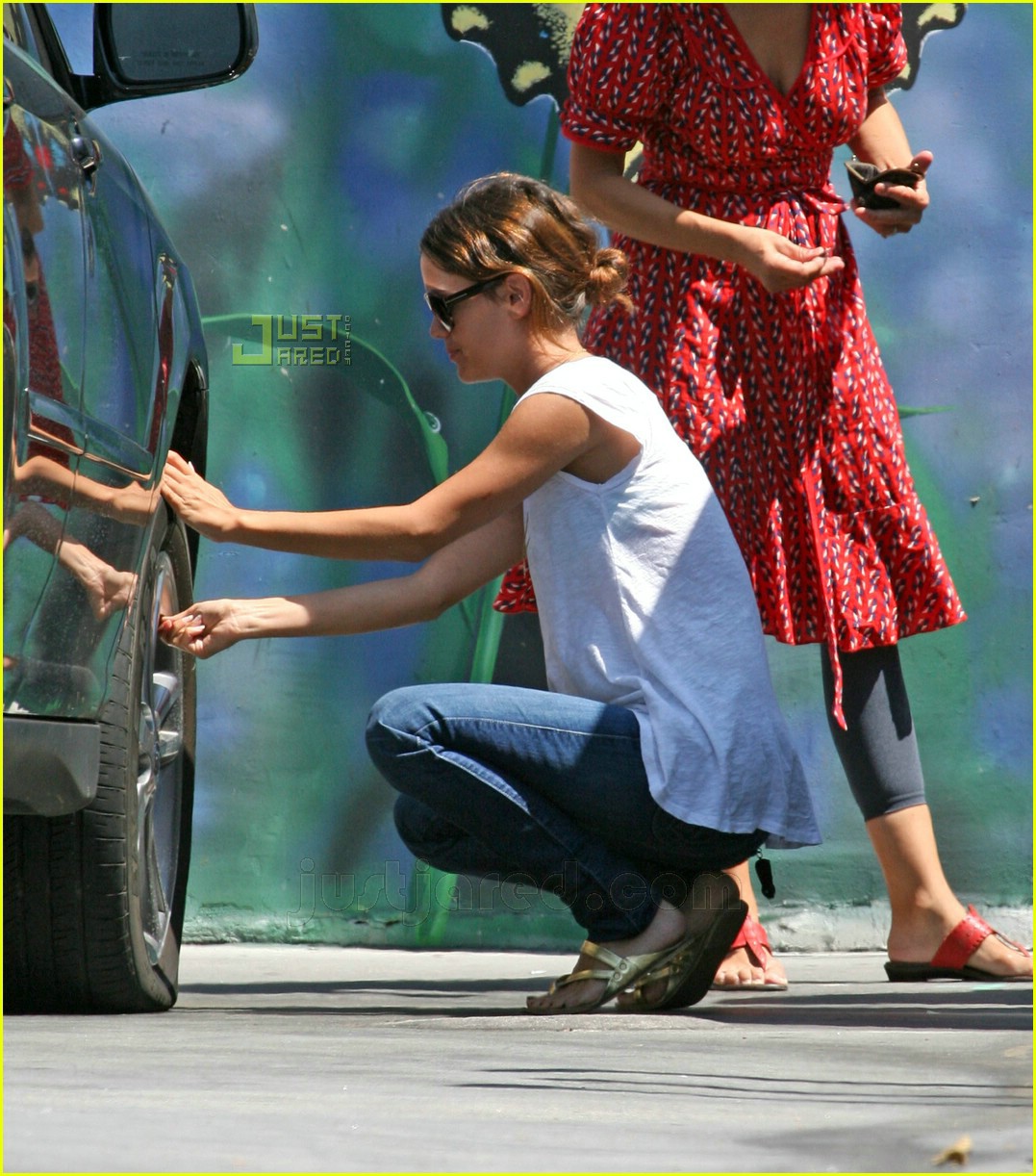 Photo: rachel bilson flat tire 04 | Photo 573481 | Just Jared ...