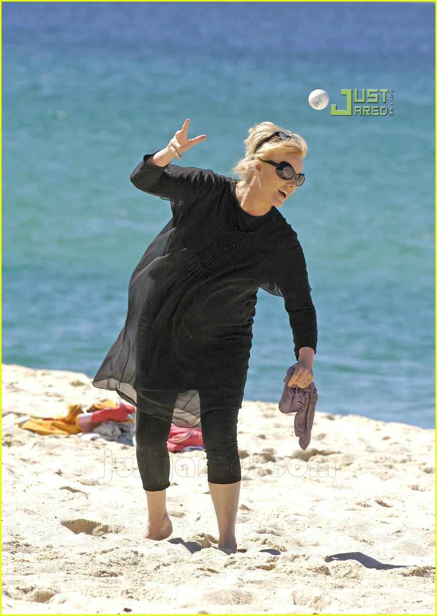 Oscar Jackman's Speedo Saturday: Photo 621341 | Photos | Just Jared ...