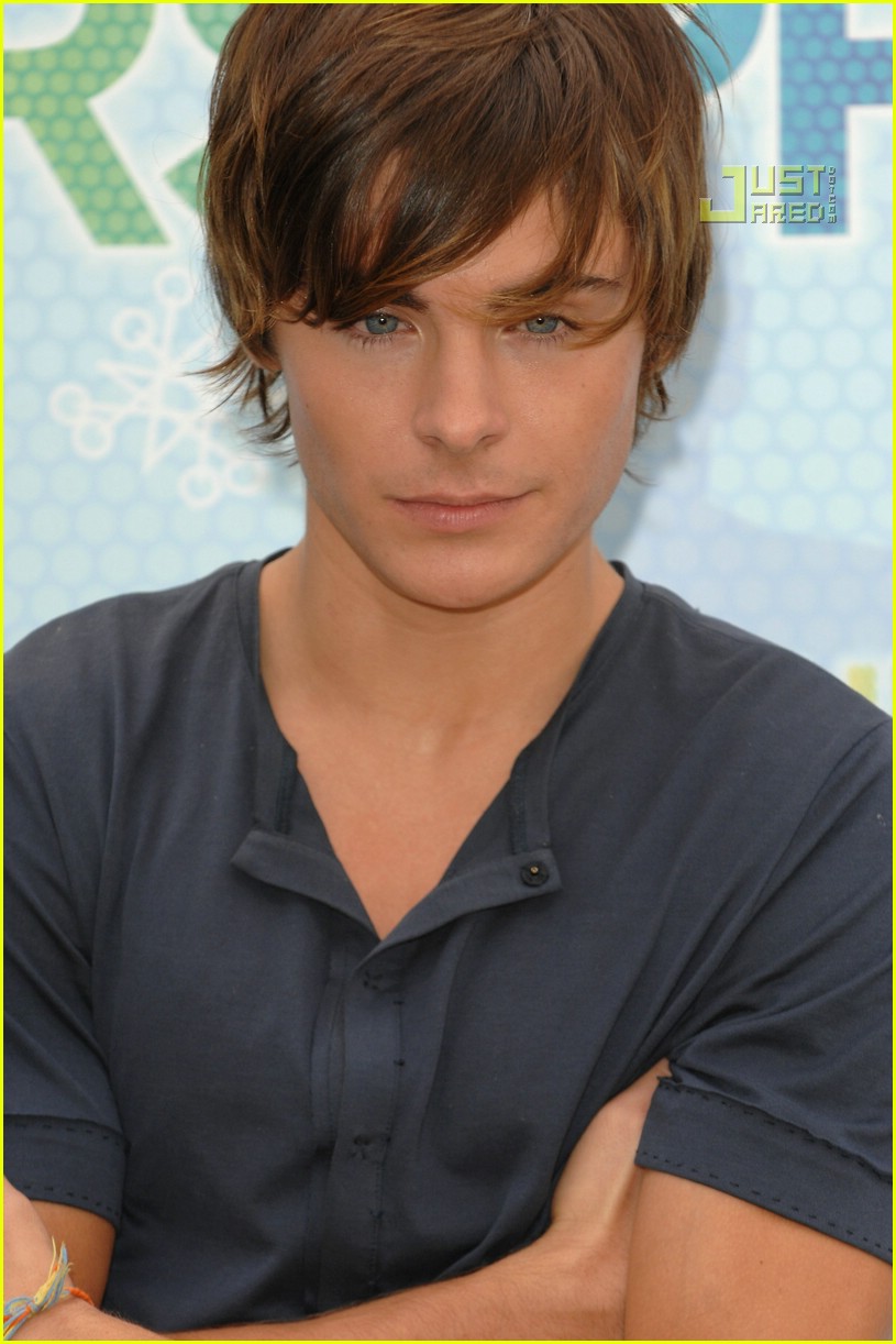 Zac Keeps it Caz: Photo 582361 | Photos | Just Jared: Celebrity News ...