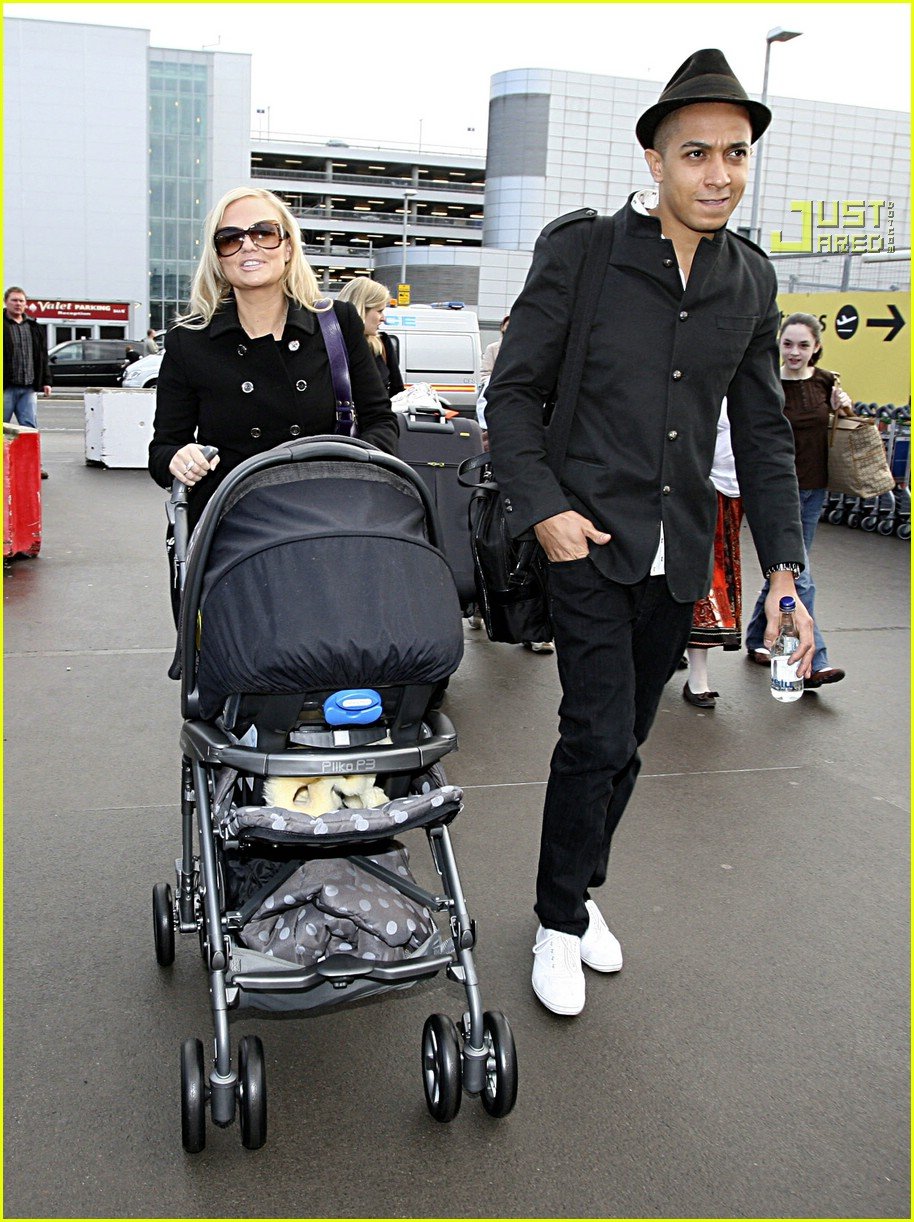 Baby Spice Bound for Los Angeles: Photo 695721 | Photos | Just Jared ...