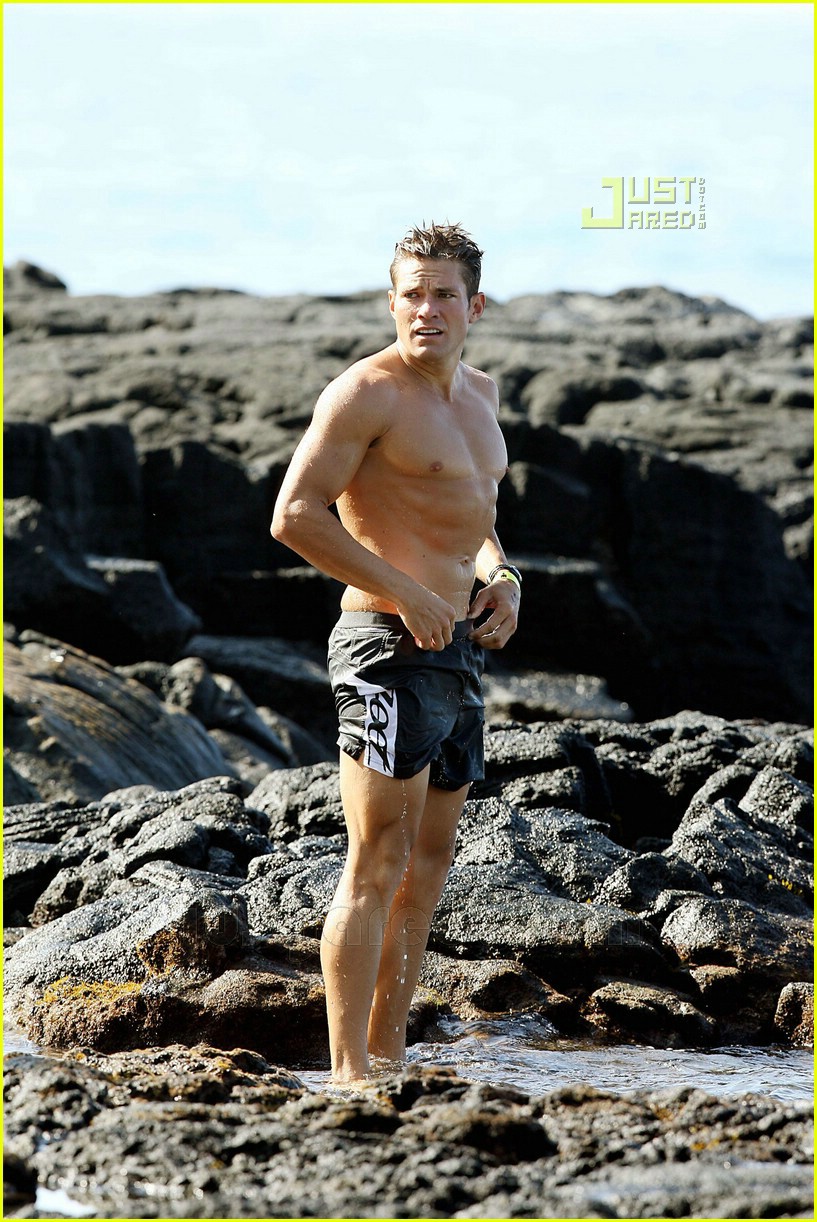 Andy Baldwin's Juggling Act: Photo 675771 | Photos | Just Jared ...