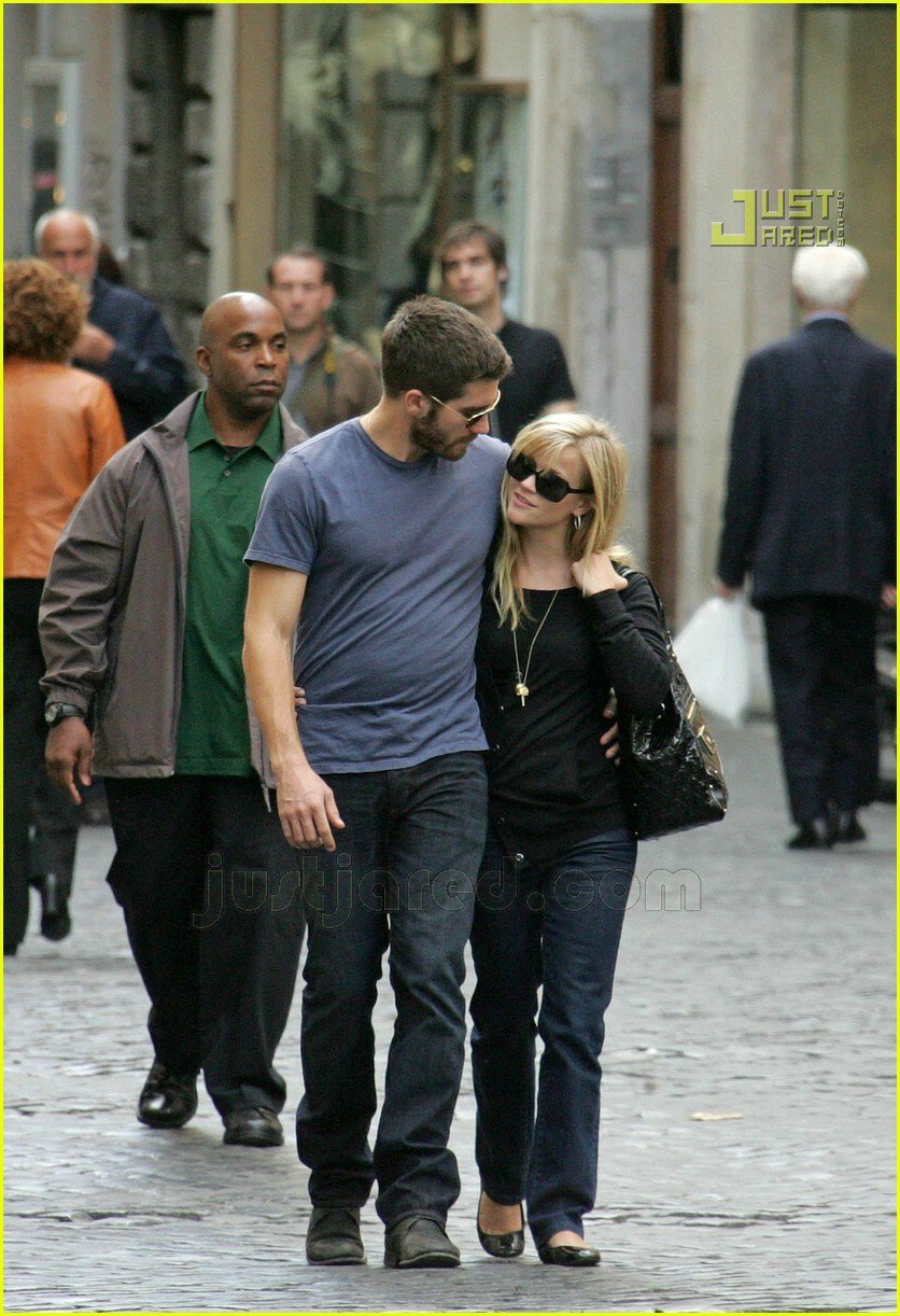 Reese & Jake's PDA Lovefest: Photo 686881 | Photos | Just Jared ...