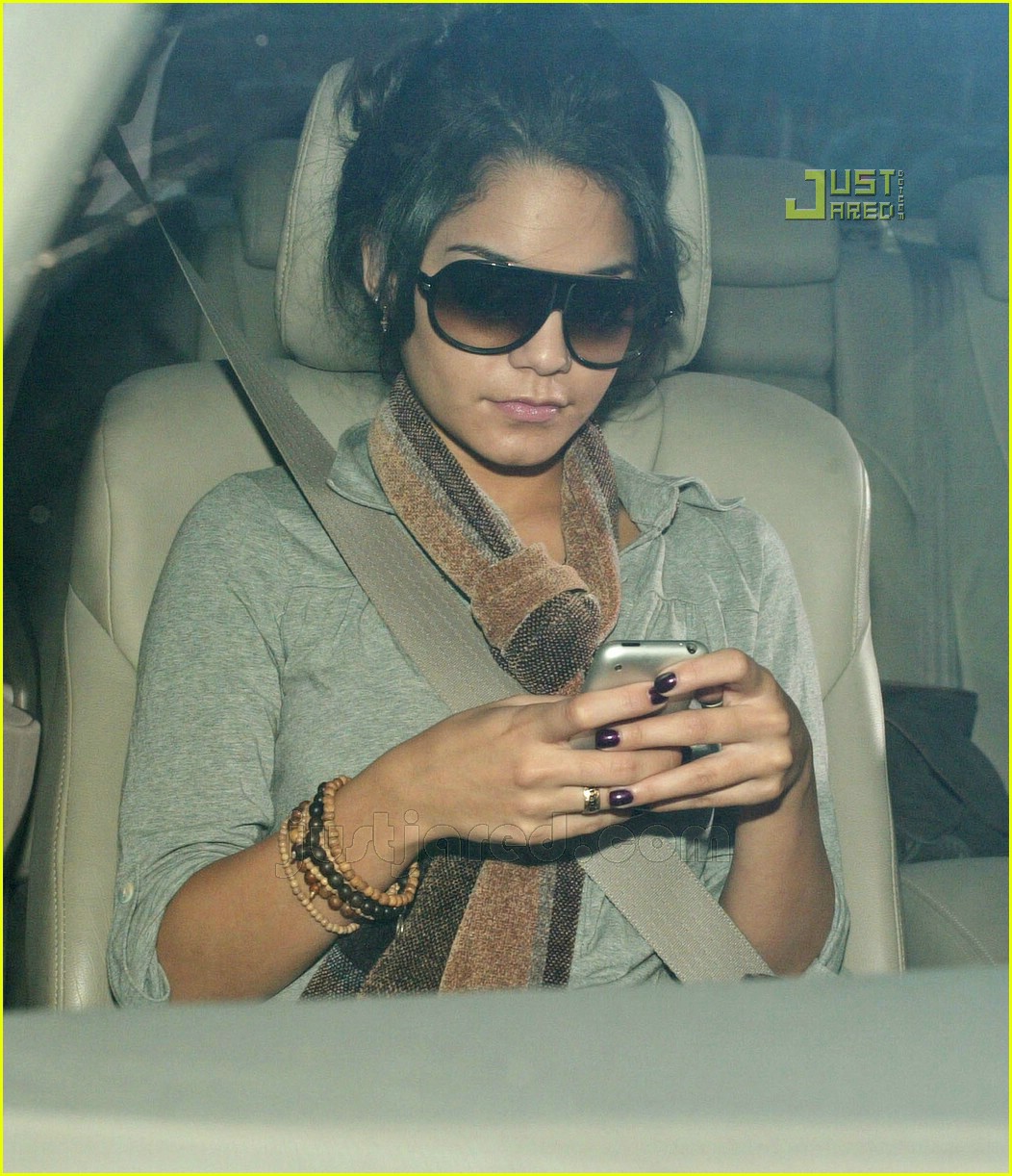 Photo: vanessa hudgens slurpee run 01 | Photo 644631 | Just Jared: Entertainment News