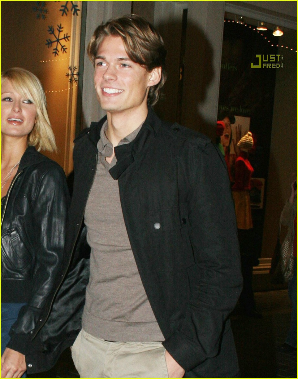 Paris Hilton & Alex Vaggo's Date Night Out: Photo 760521 | Photos ...