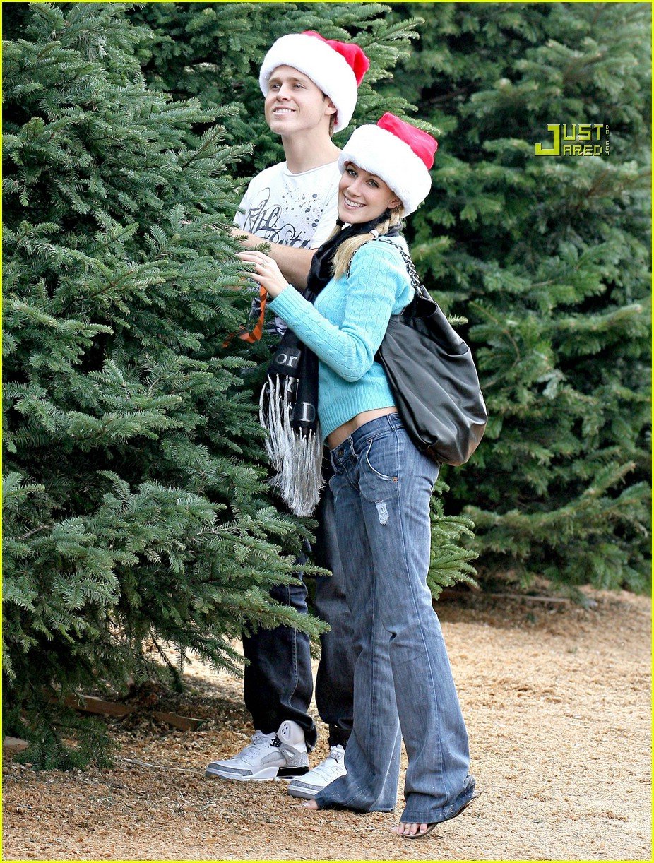 Have a Heidi Heidi Christmas!: Photo 766671 | Photos | Just Jared ...