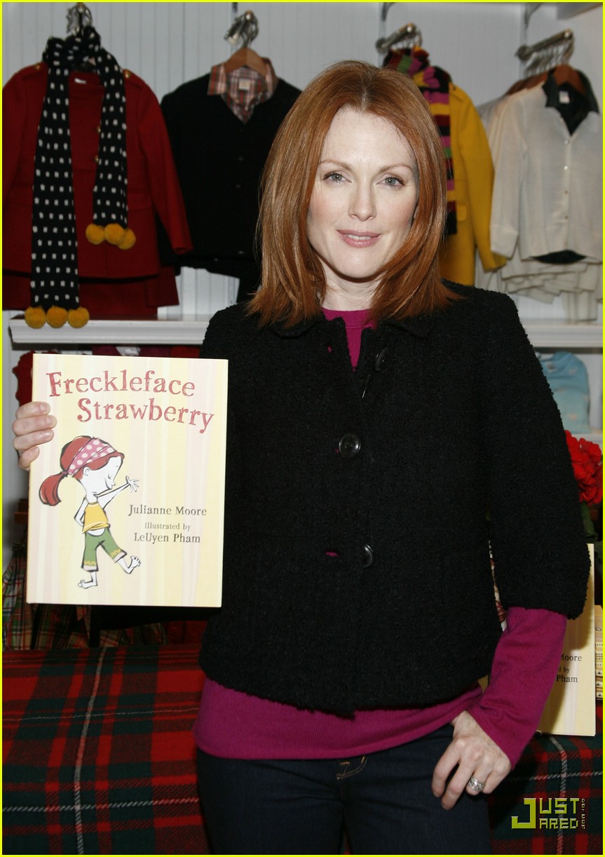 Julianne Moore is Freckleface Strawberry: Photo 734261 | Photos | Just ...