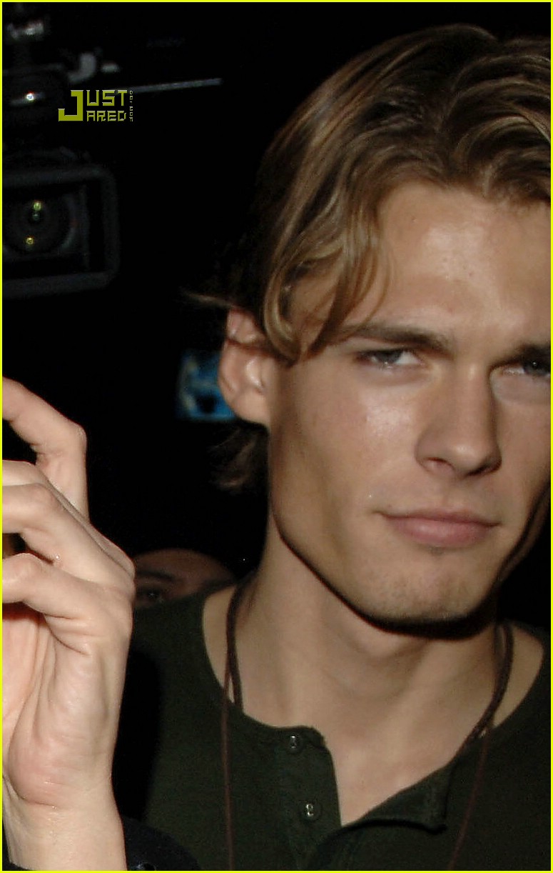 Paris Hilton & Alex Vaggo Love the Nightlife: Photo 770441 | Photos ...