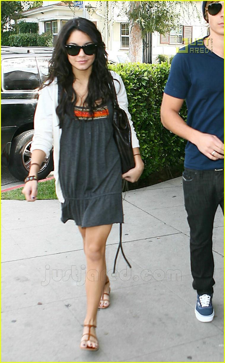Zanessa's French Bakery Breakfast: Photo 707431 | Photos | Just Jared ...