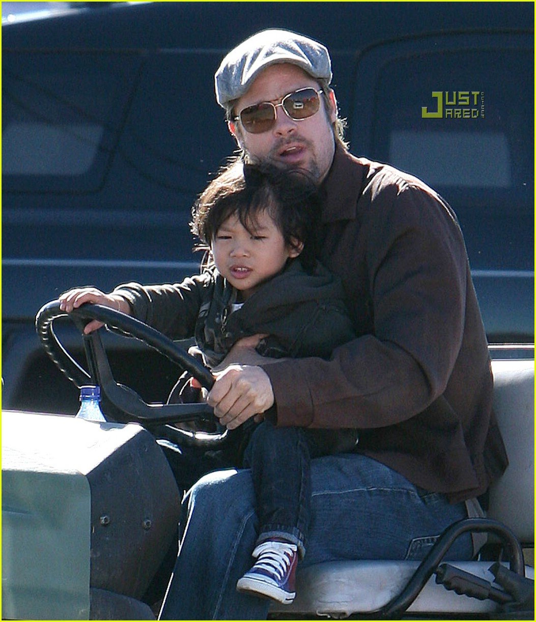 Pitt & Pax's New Year's Eve Ride: Photo 826561 | Photos | Just Jared ...