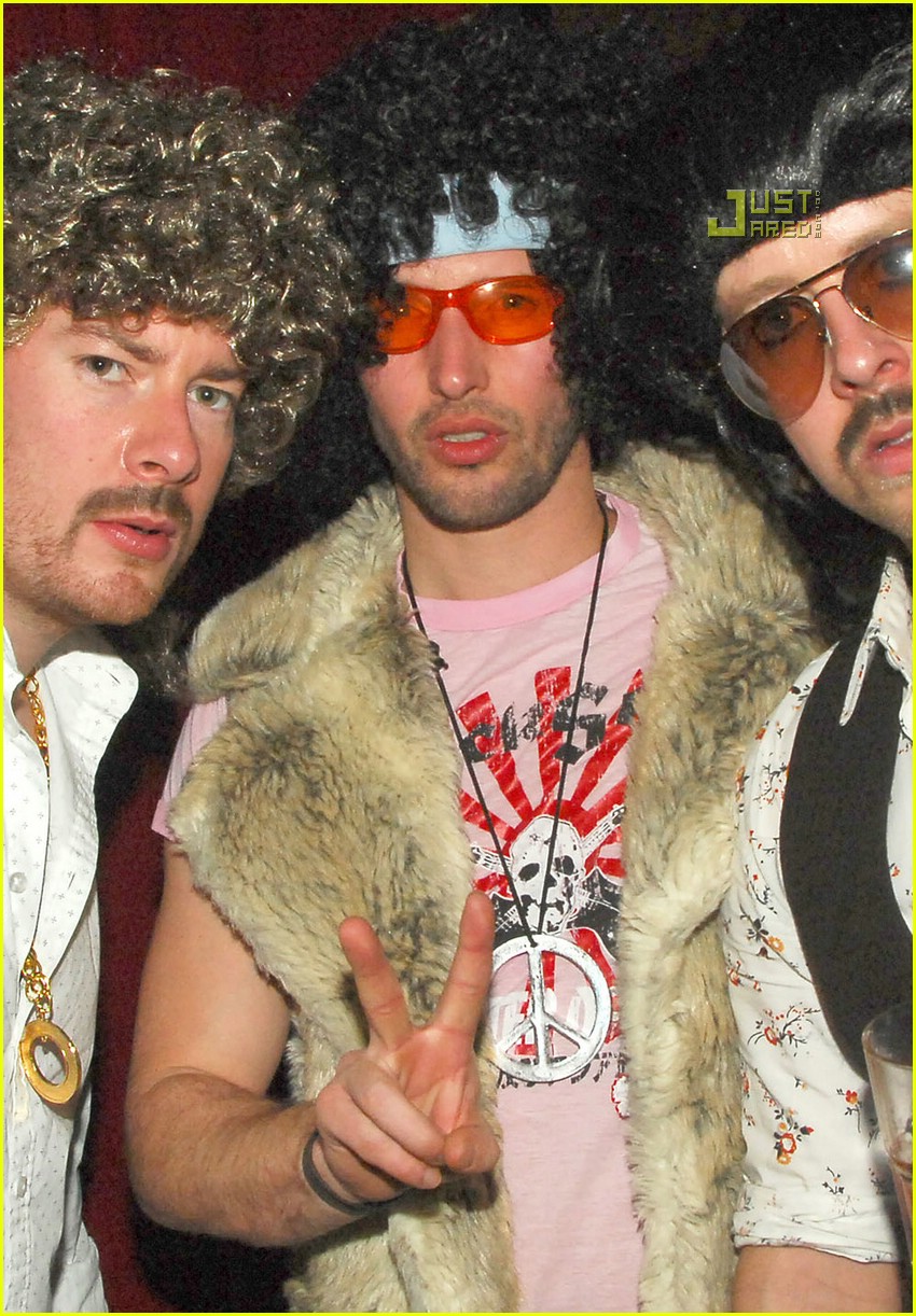 James Blunt's Awesome Afro: Photo 829561 | Photos | Just Jared ...