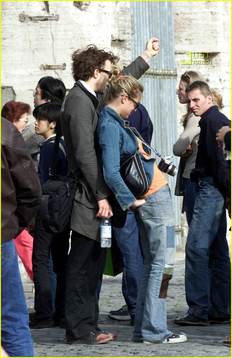 Christina Cauchi Dated Heath Ledger: Photo 882581 | Photos | Just Jared ...