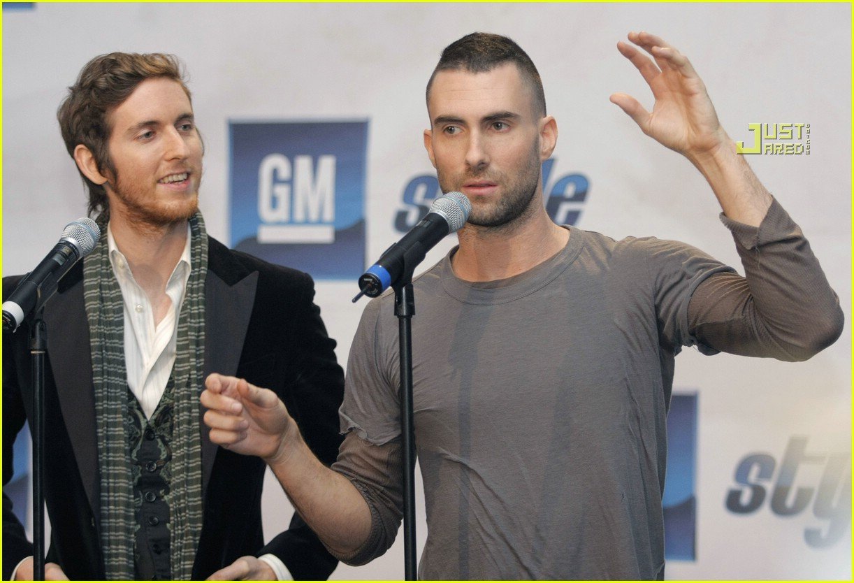 Adam Levine: "Goodnight, Goodnight" Music Video Preview: Photo 848111 ...