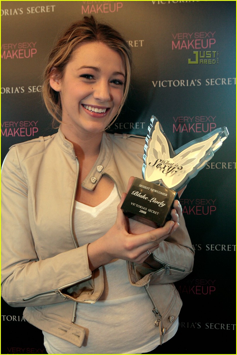 Blake Lively has a Secret: Photo 899601 | Photos | Just Jared ...