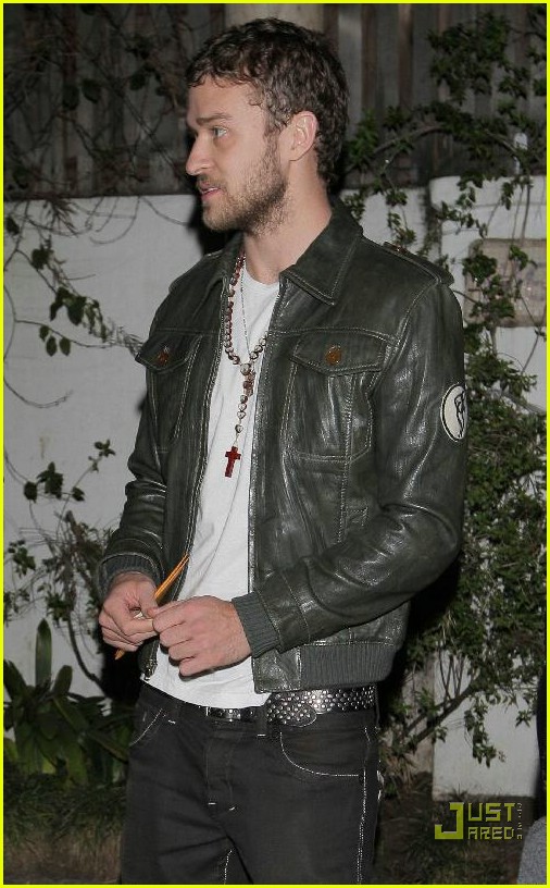 Justin Timberlake Tries Boot/Tuck: Photo 929891 | Photos | Just Jared ...