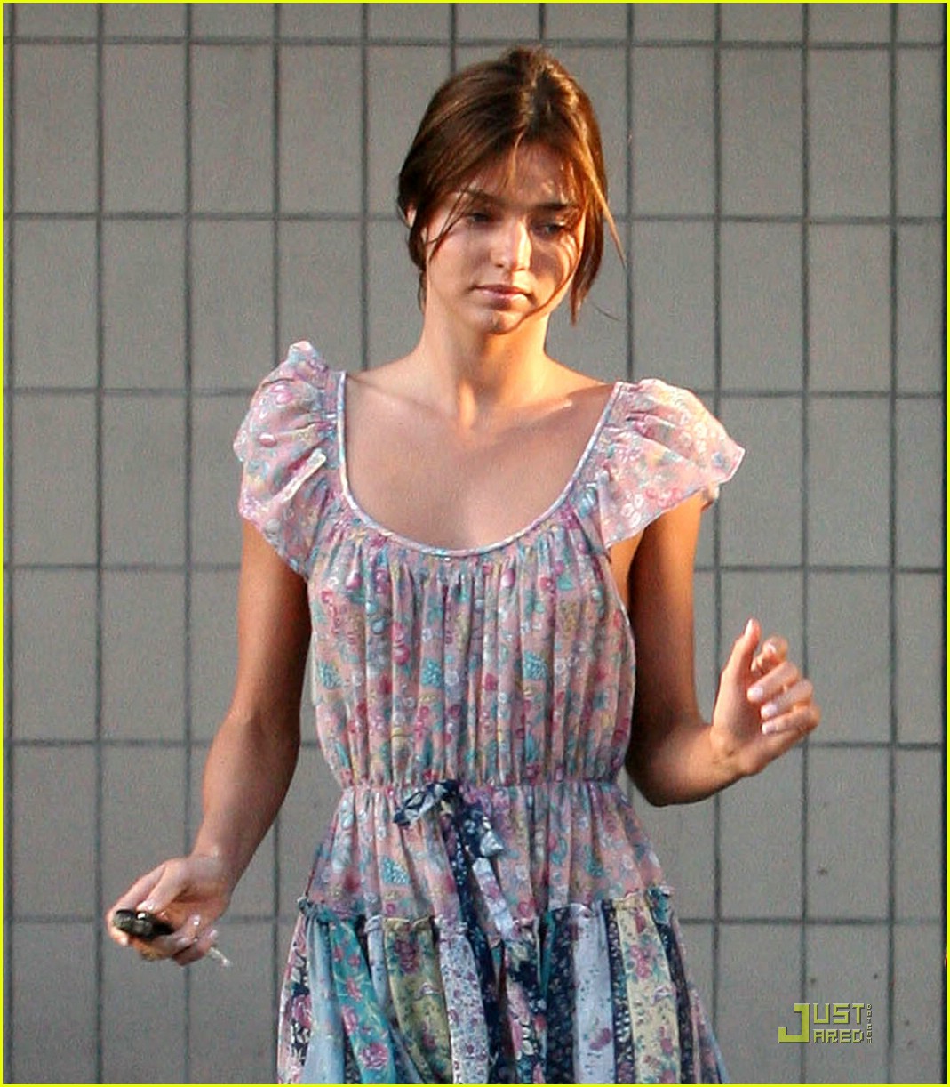 Kerrbloom Hold Hands: Photo 1019381 | Photos | Just Jared: Celebrity ...