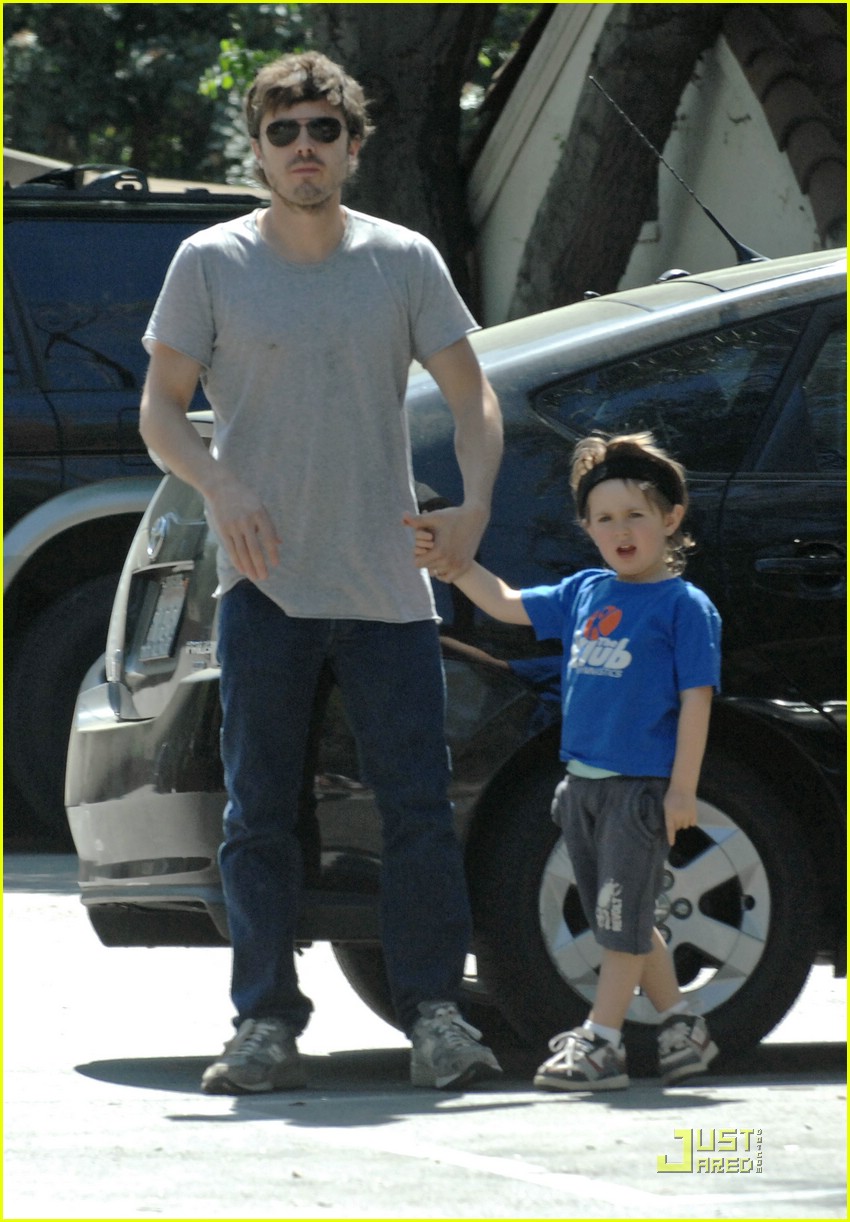 Indiana Affleck and the Temple of Los Angeles: Photo 1027281 | Photos ...