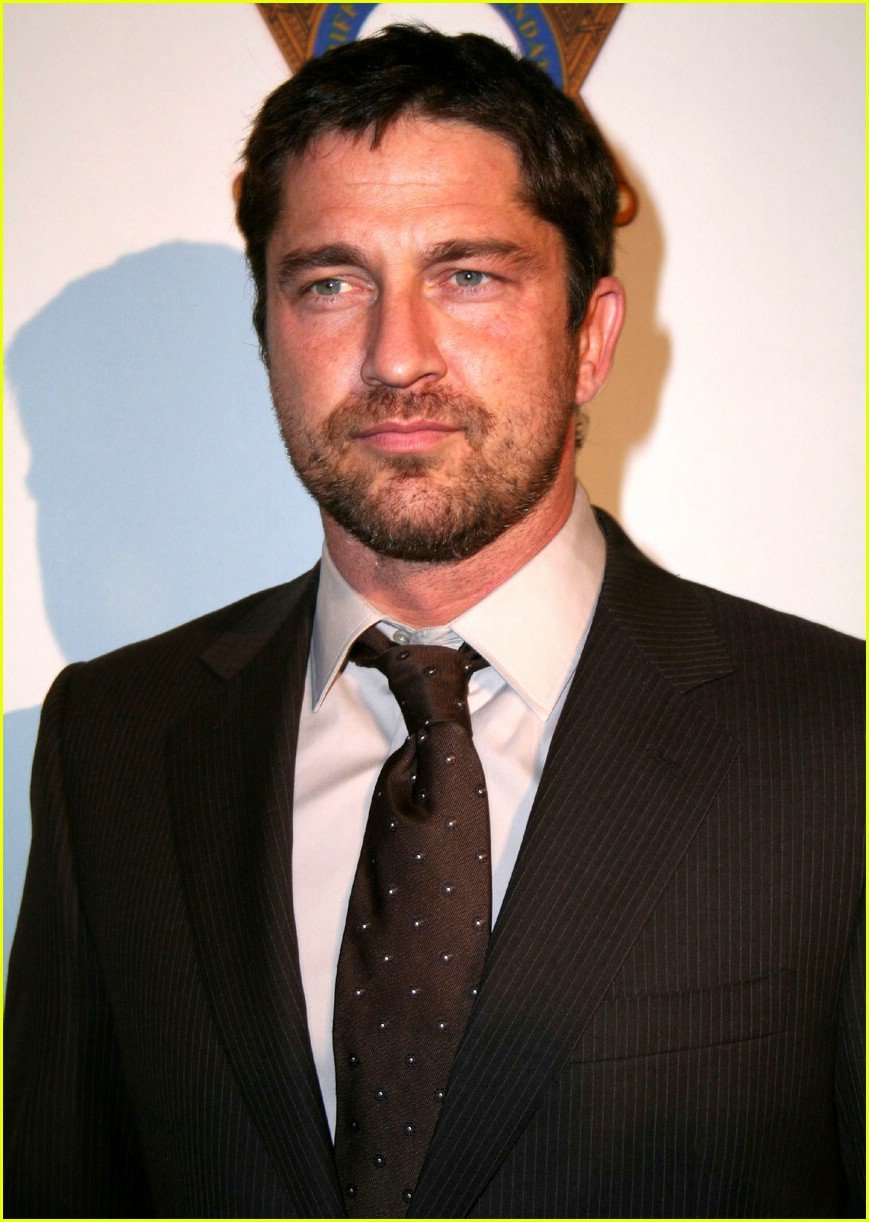 Gerard Butler Salutes the Youth: Photo 1088701 | Photos | Just Jared ...