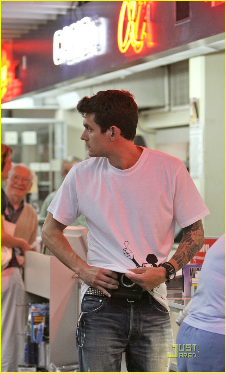 John Mayer is a Mickey Mouse Man: Photo 1143151 | Photos | Just Jared ...