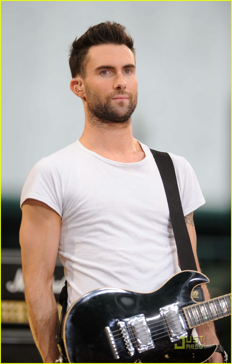 Adam Levine: Good Morning America!: Photo 1233691 | Photos | Just Jared ...