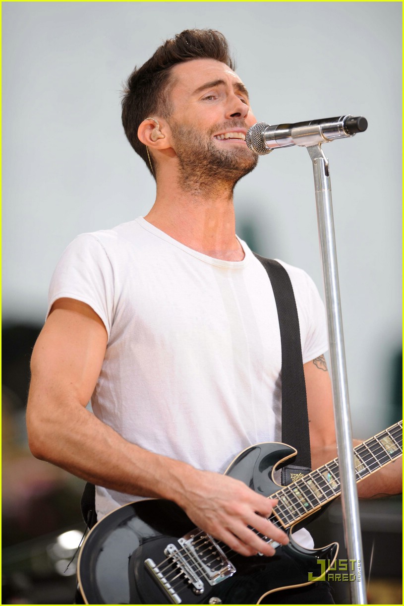 Adam Levine: Good Morning America!: Photo 1233721 | Photos | Just Jared ...