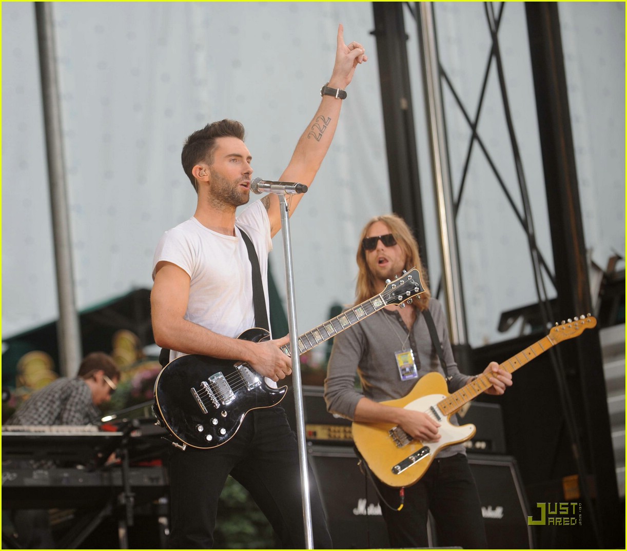 Adam Levine: Good Morning America!: Photo 1233851 | Photos | Just Jared ...