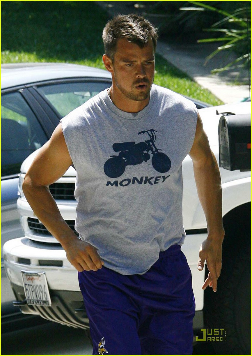 Josh Duhamel is a Monkey: Photo 1298931 | Photos | Just Jared ...
