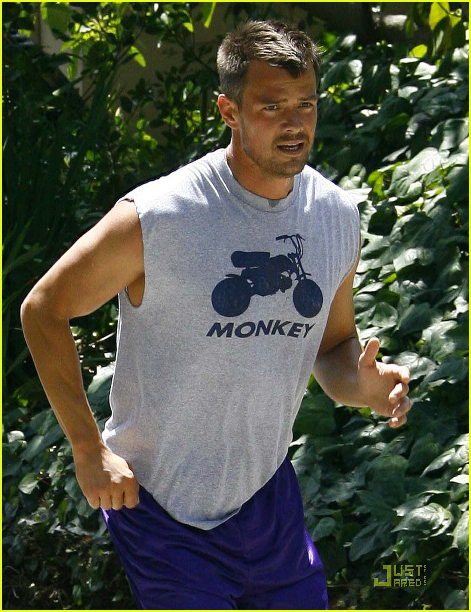Josh Duhamel is a Monkey: Photo 1298991 | Photos | Just Jared ...