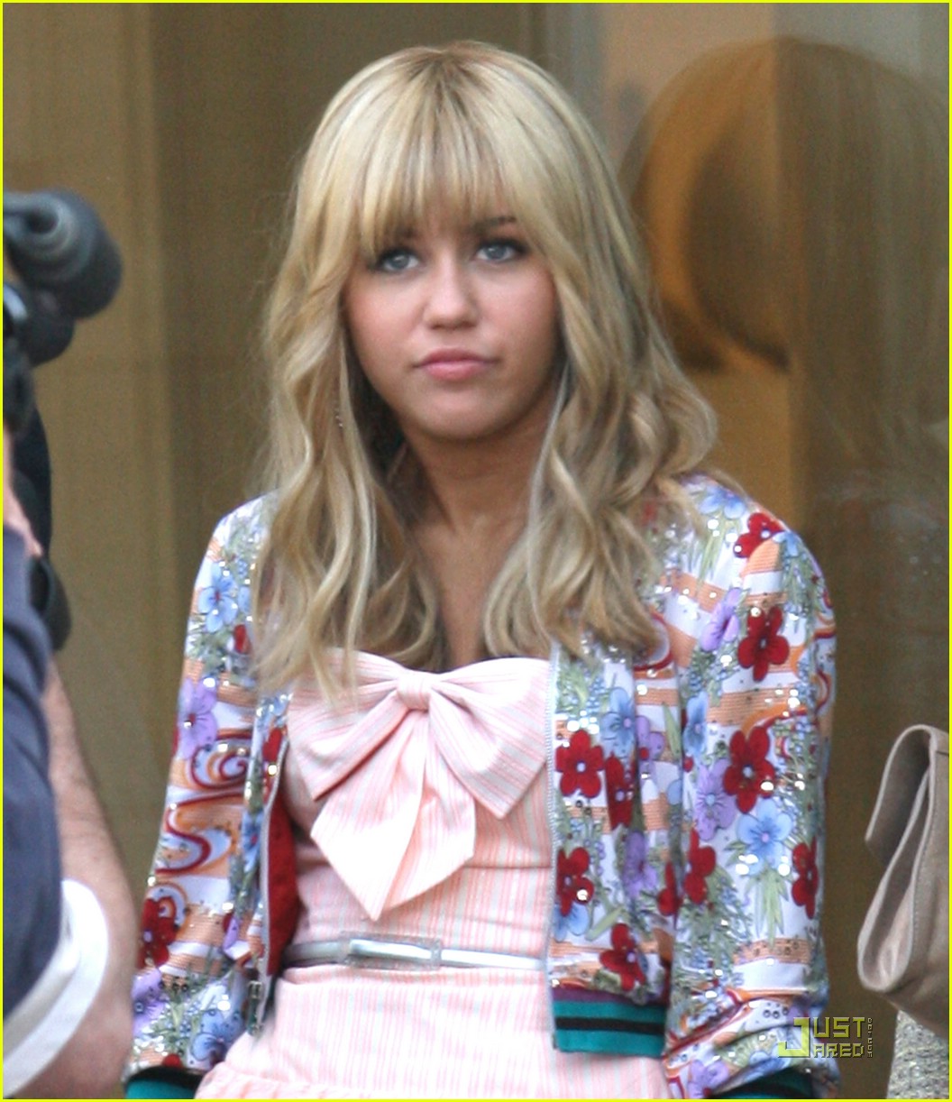 Miley Cyrus is a Platform Princess: Photo 1269161 | Photos | Just Jared ...