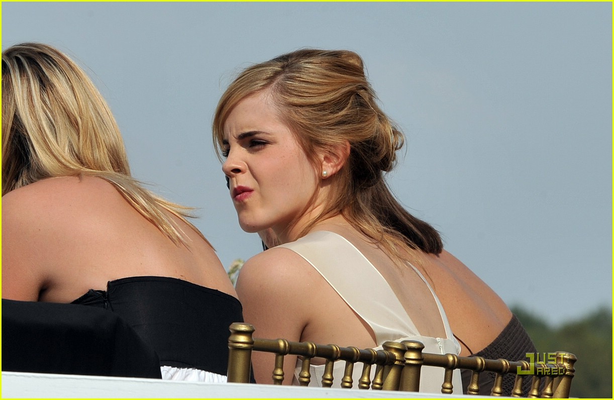 Emma Watson Has Lipstick Teeth: Photo 1299791 | Photos | Just Jared ...
