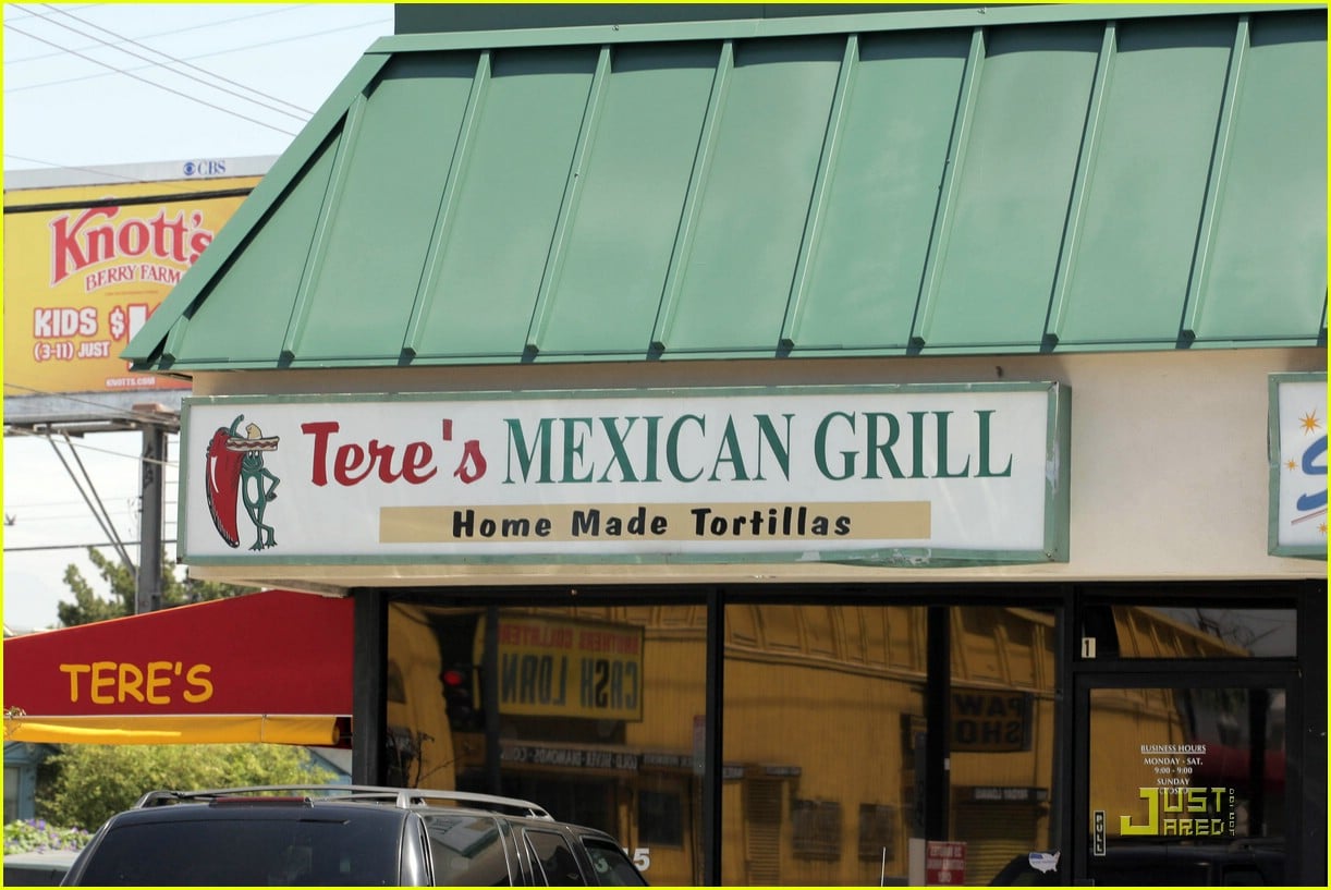 Mandy Moore Makes It Mexican: Photo 1327671 | Photos | Just Jared ...