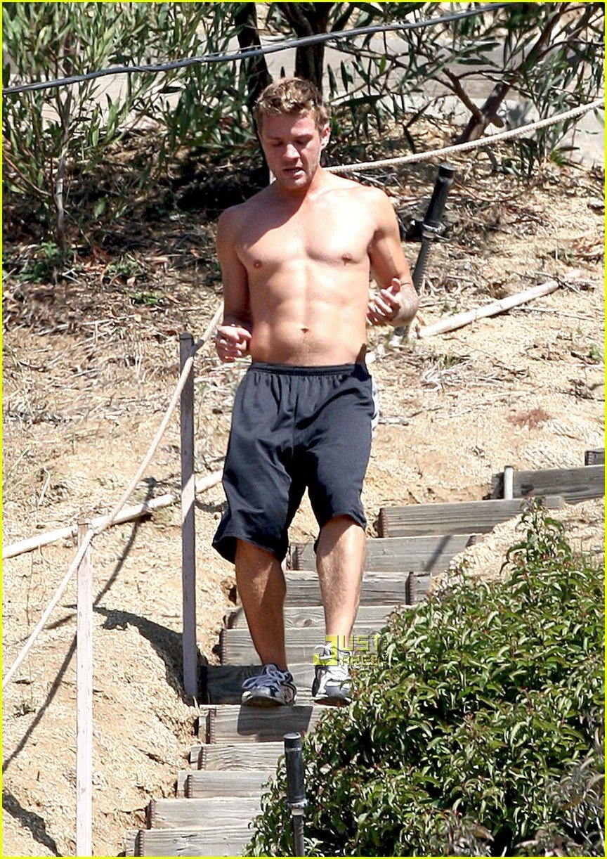 Ryan Phillippe is Sweating Bullets: Photo 1320721 | Photos | Just Jared ...
