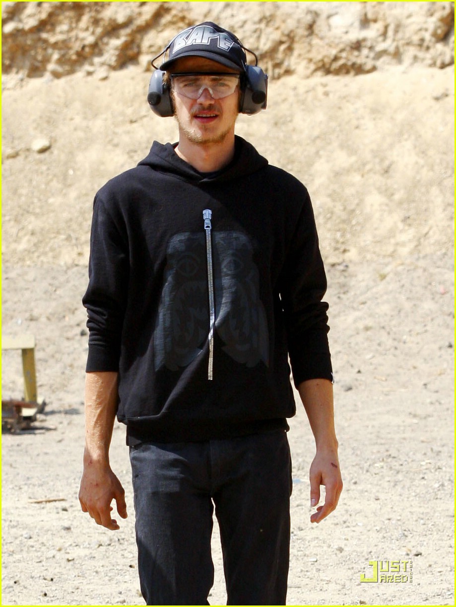 Hayden Christensen is a Shooting Range Rookie: Photo 1417281 | Hayden ...